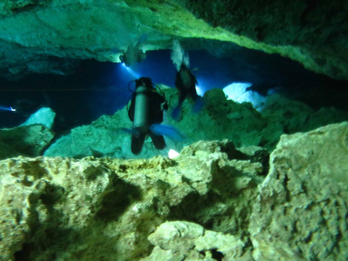 Bucear en cenotes en México - Pongamos que hablo de Viajar